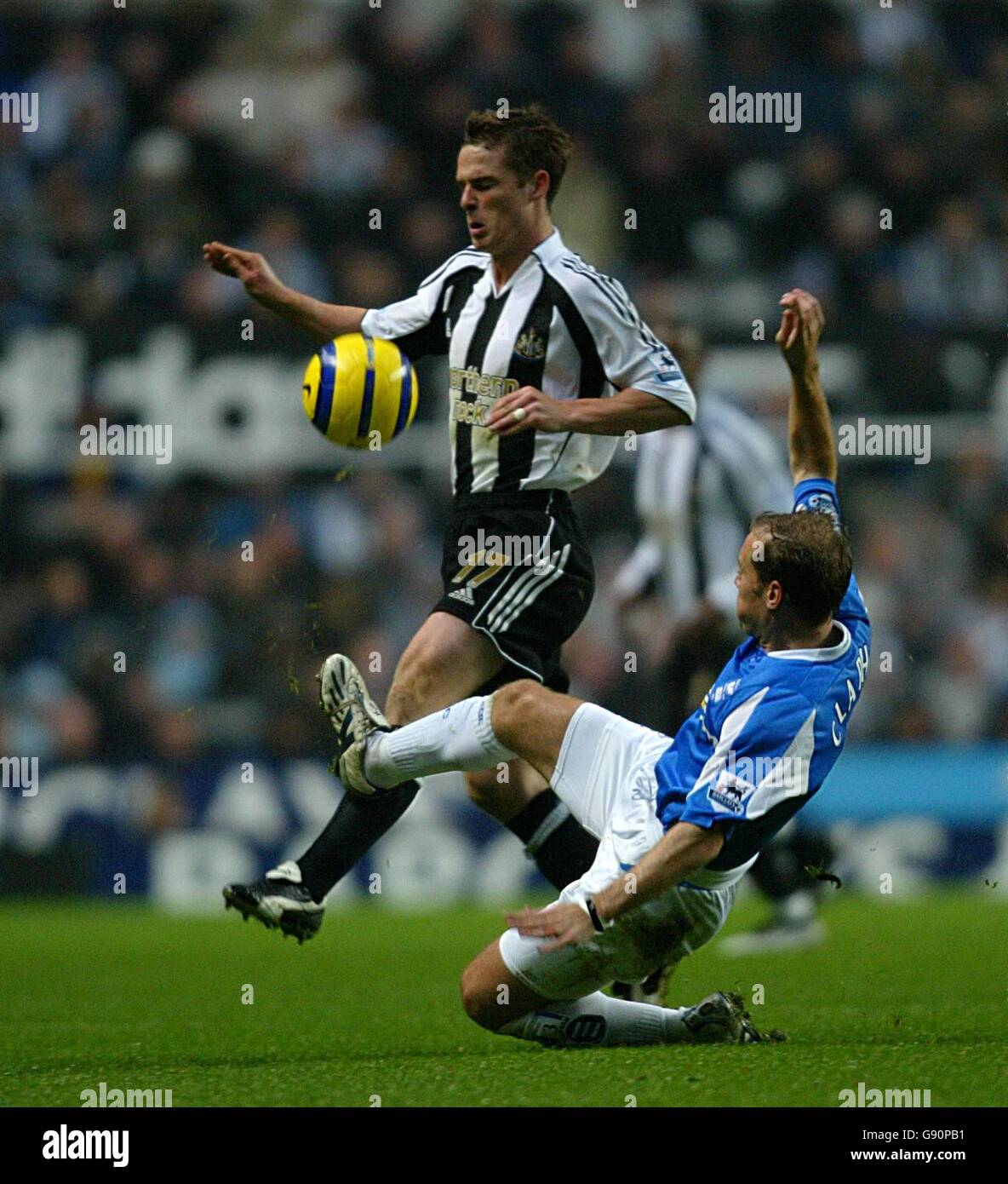Newcastle United's Scott Parker and Birmingham City's Jamie Clapham ...
