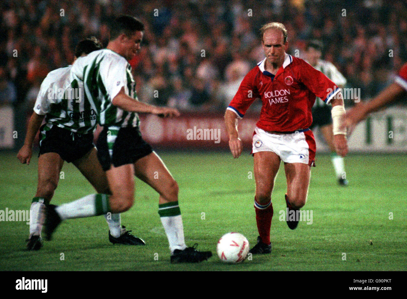 (l-r) Paul Holland, Mansfield Town and Ron Futcher, Crewe Alexandra ...