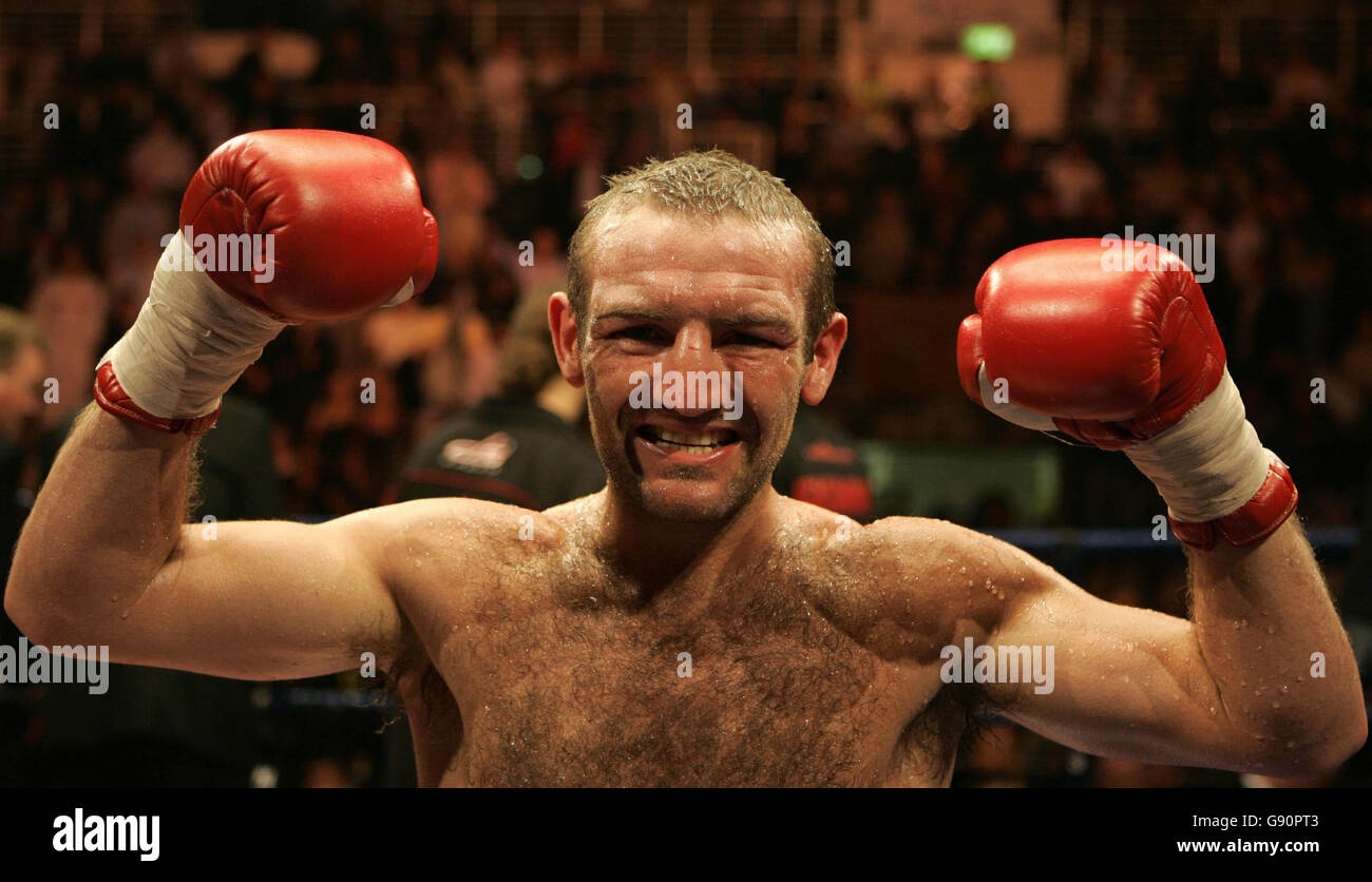 Scott harrison celebrates hi-res stock photography and images - Alamy