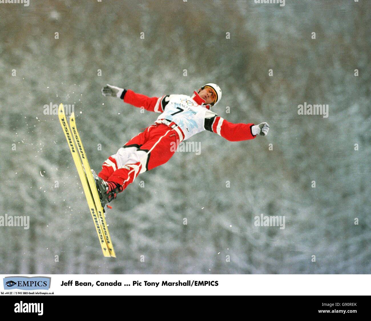 Freestyle aerials hi-res stock photography and images - Alamy