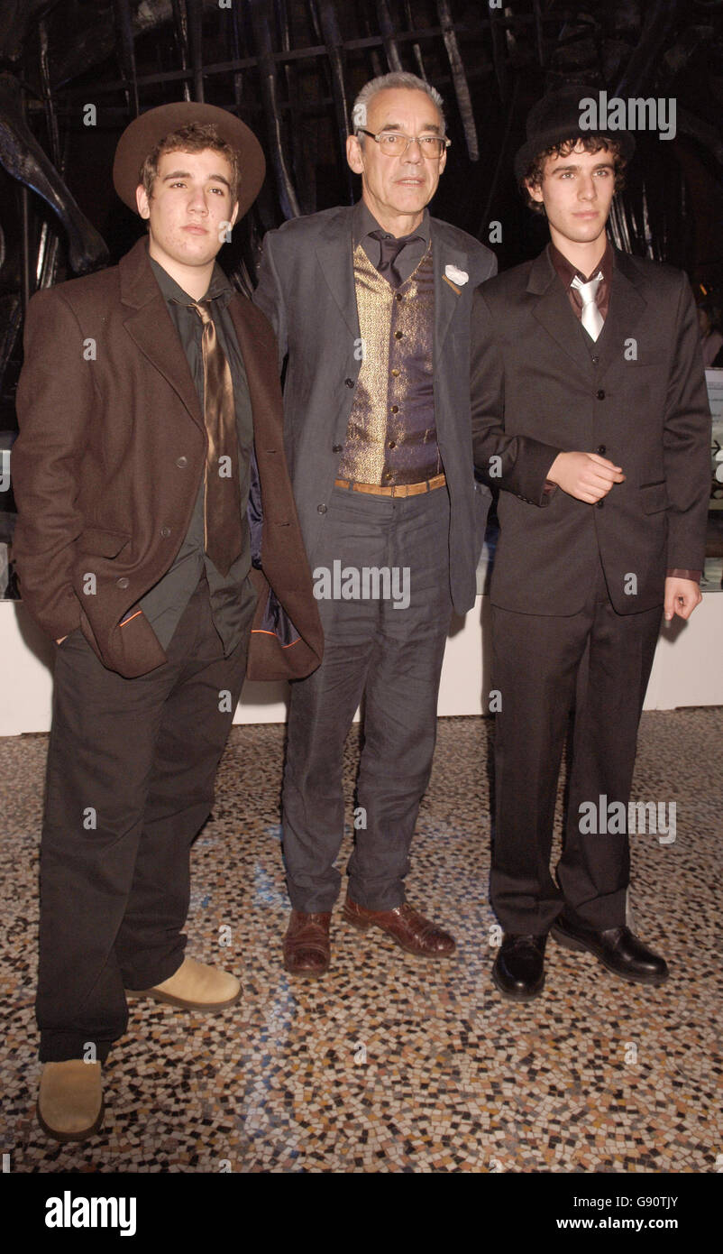 Roger lloyd harry potter hi-res stock photography and images - Alamy