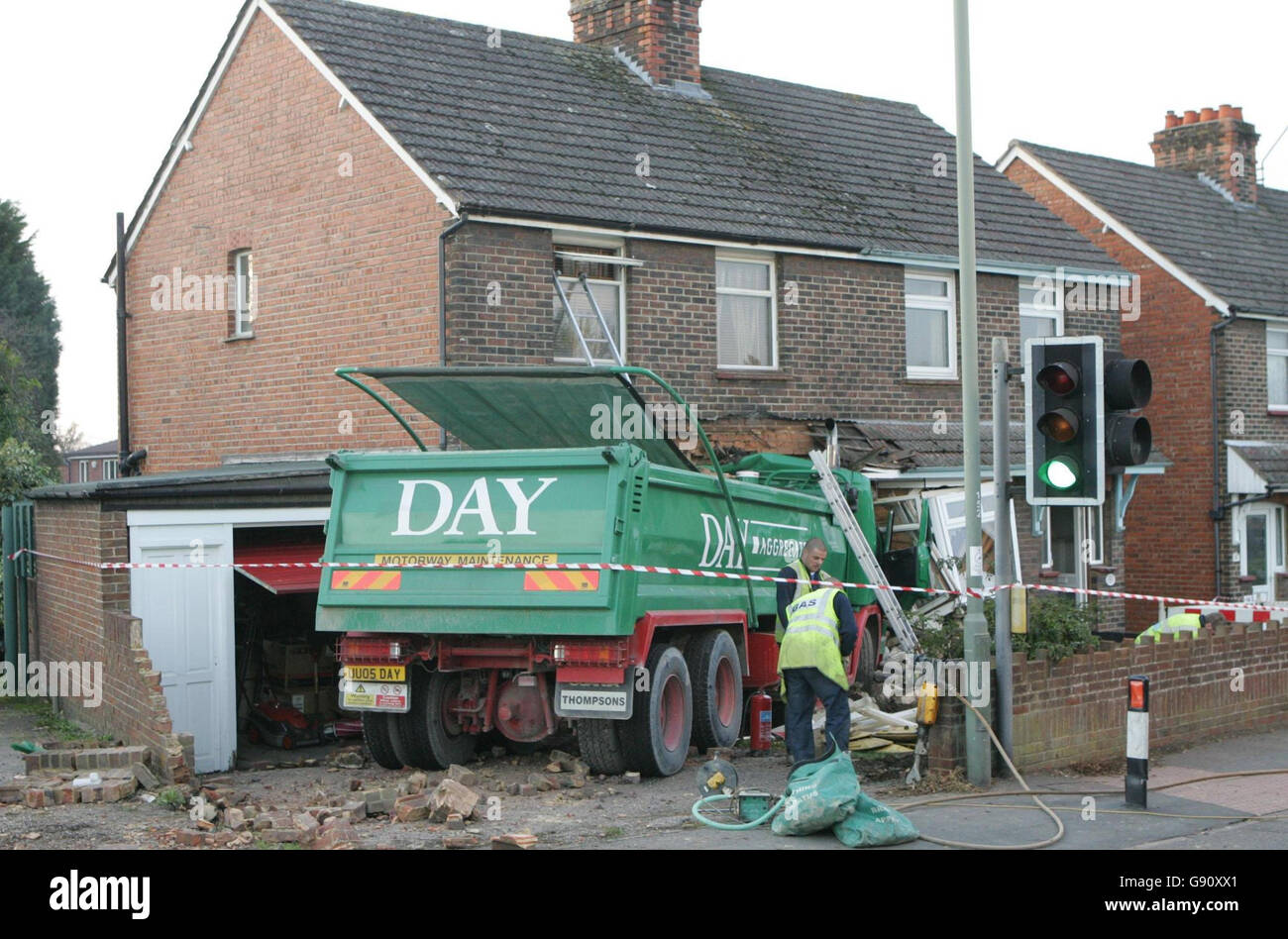 Where a lorry crashed into a house hi-res stock photography and images ...