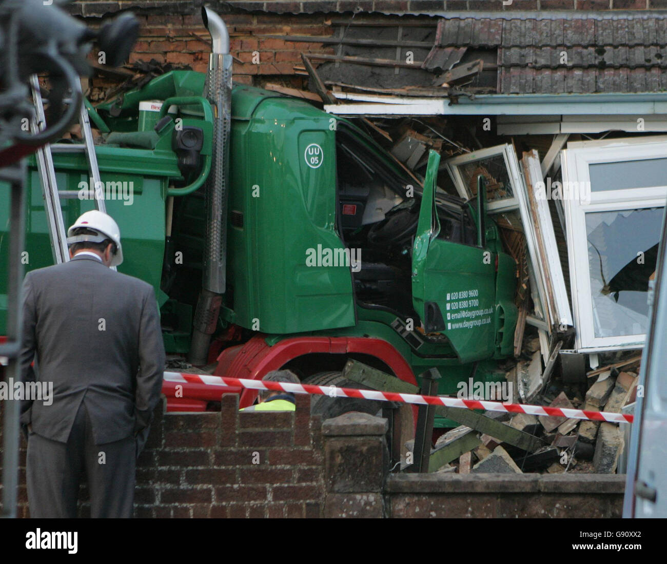 Where a lorry crashed into a house hi-res stock photography and images ...