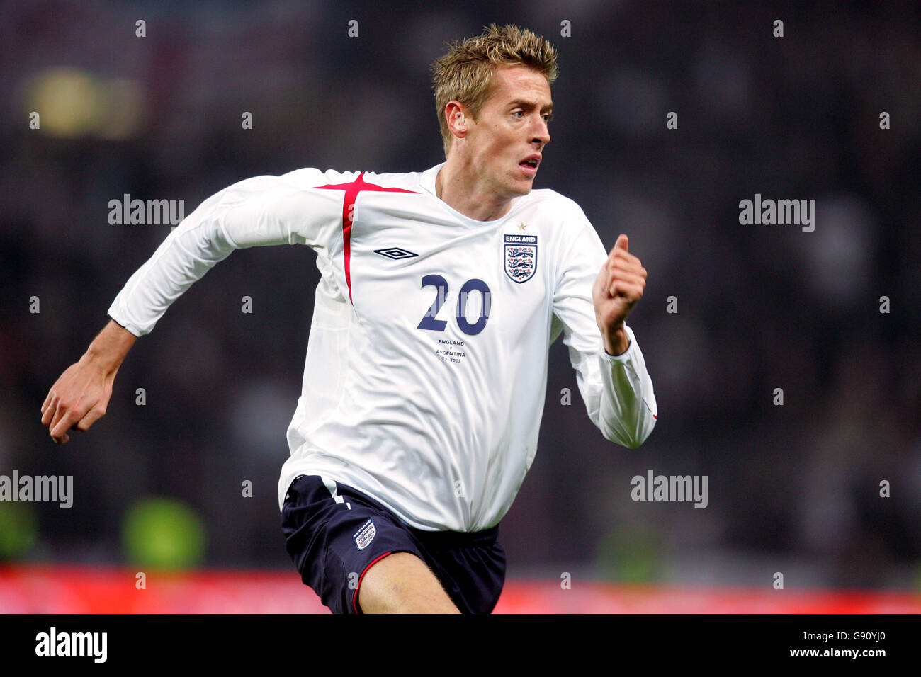 Soccer - Friendly - Argentina v England - Stade de Geneve. Peter Crouch ...