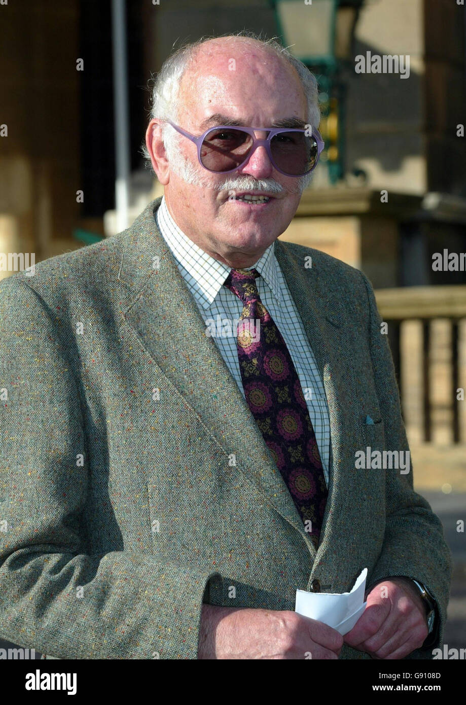 Inquest helicopter hi-res stock photography and images - Alamy