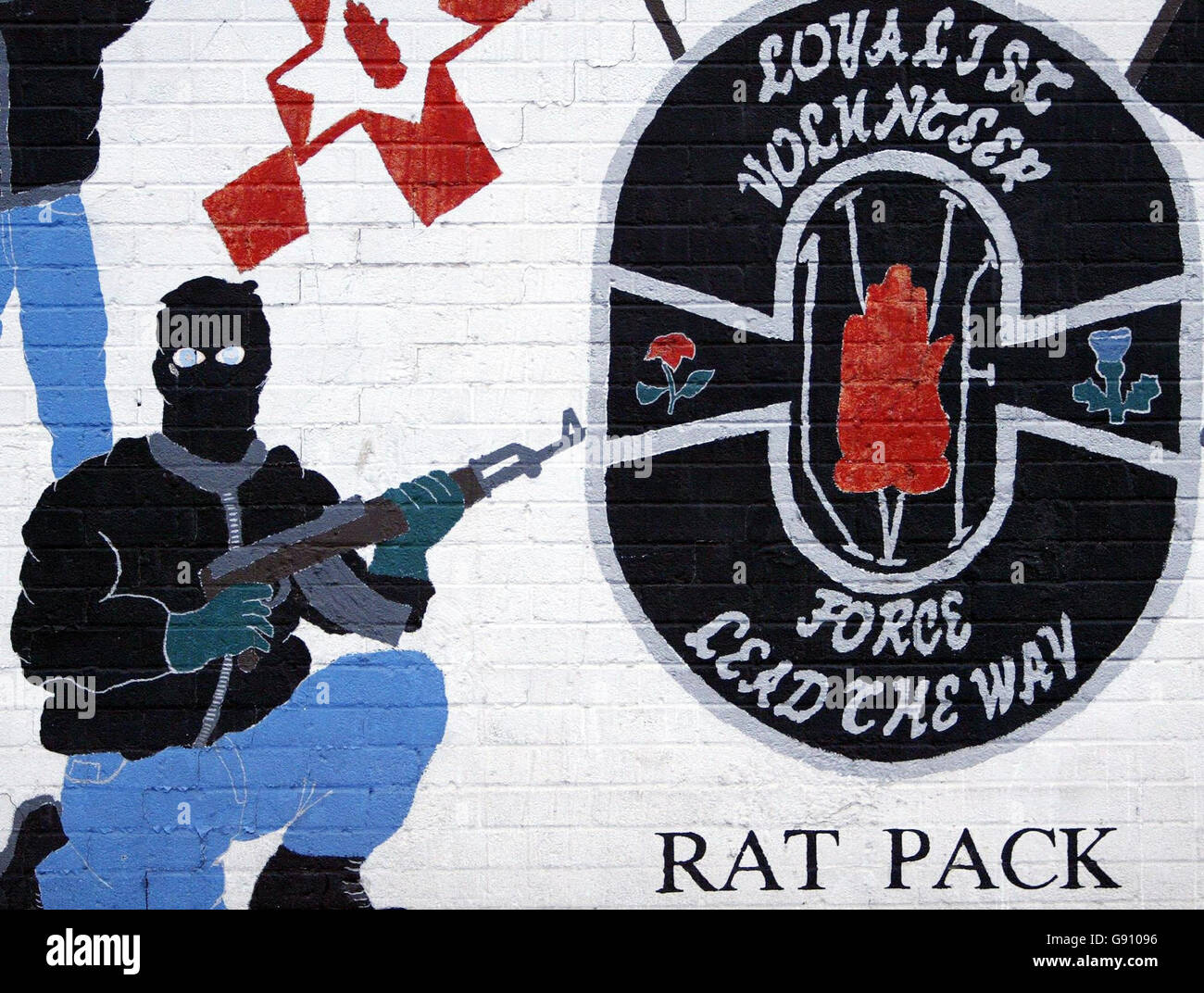 Uvf mural in north belfast hi-res stock photography and images - Alamy