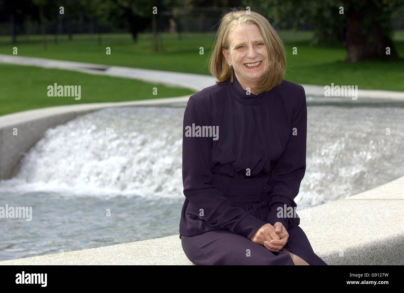 2005 kathryn gustafsons landscape design practice hi-res stock ...