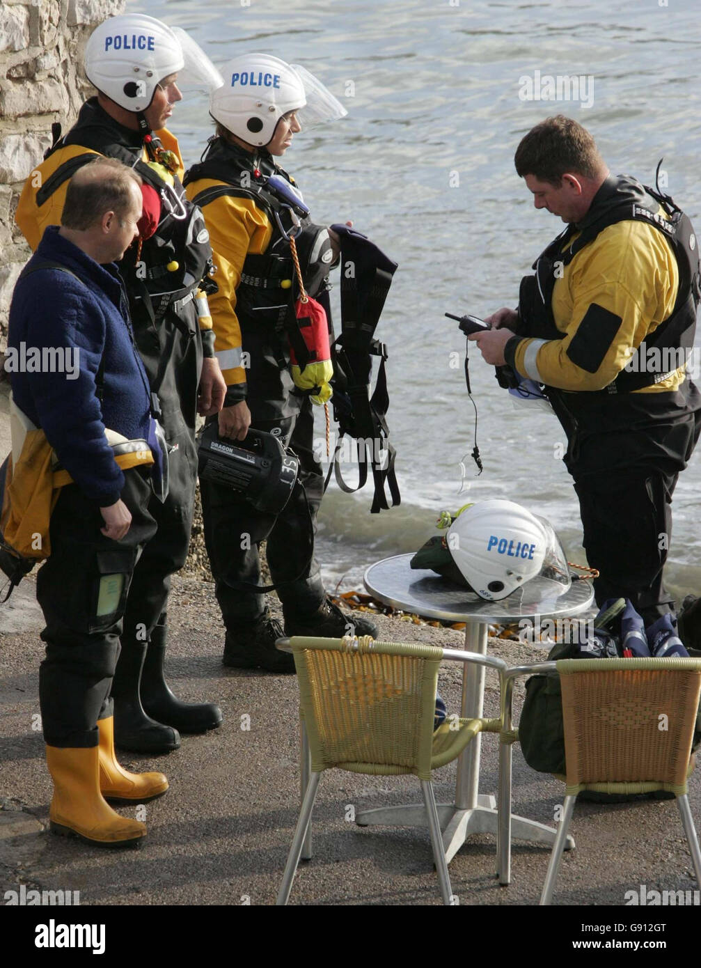 Police divers prepare before going out to sea Saturday November 5 2005 ...