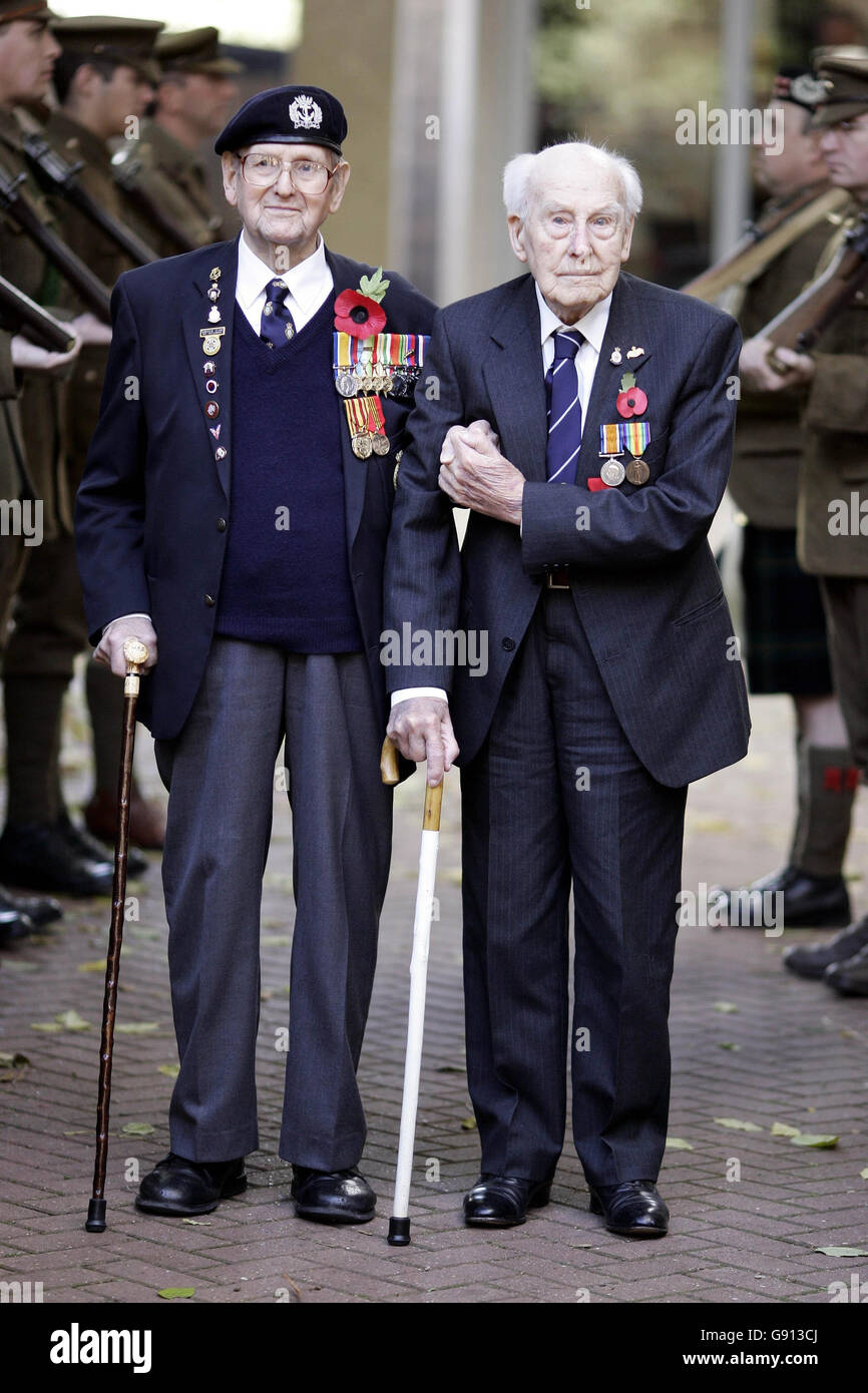 Members of the Great War Society pay tribute to First World War ...