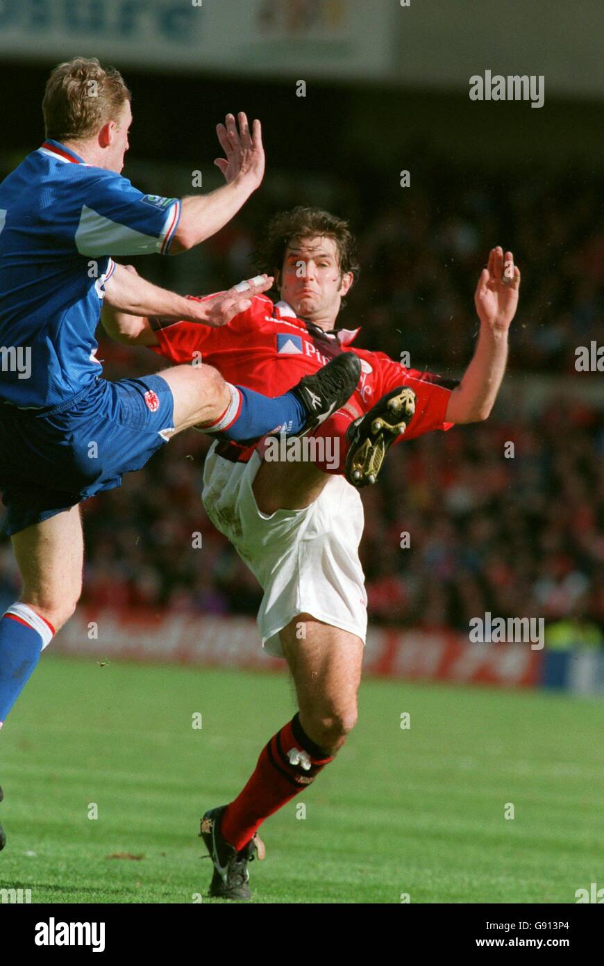 Nottingham forests andy johnson hi-res stock photography and images - Alamy