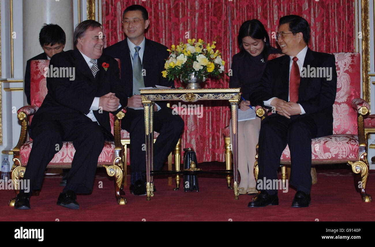 Hu jintao visit britain hi-res stock photography and images - Alamy