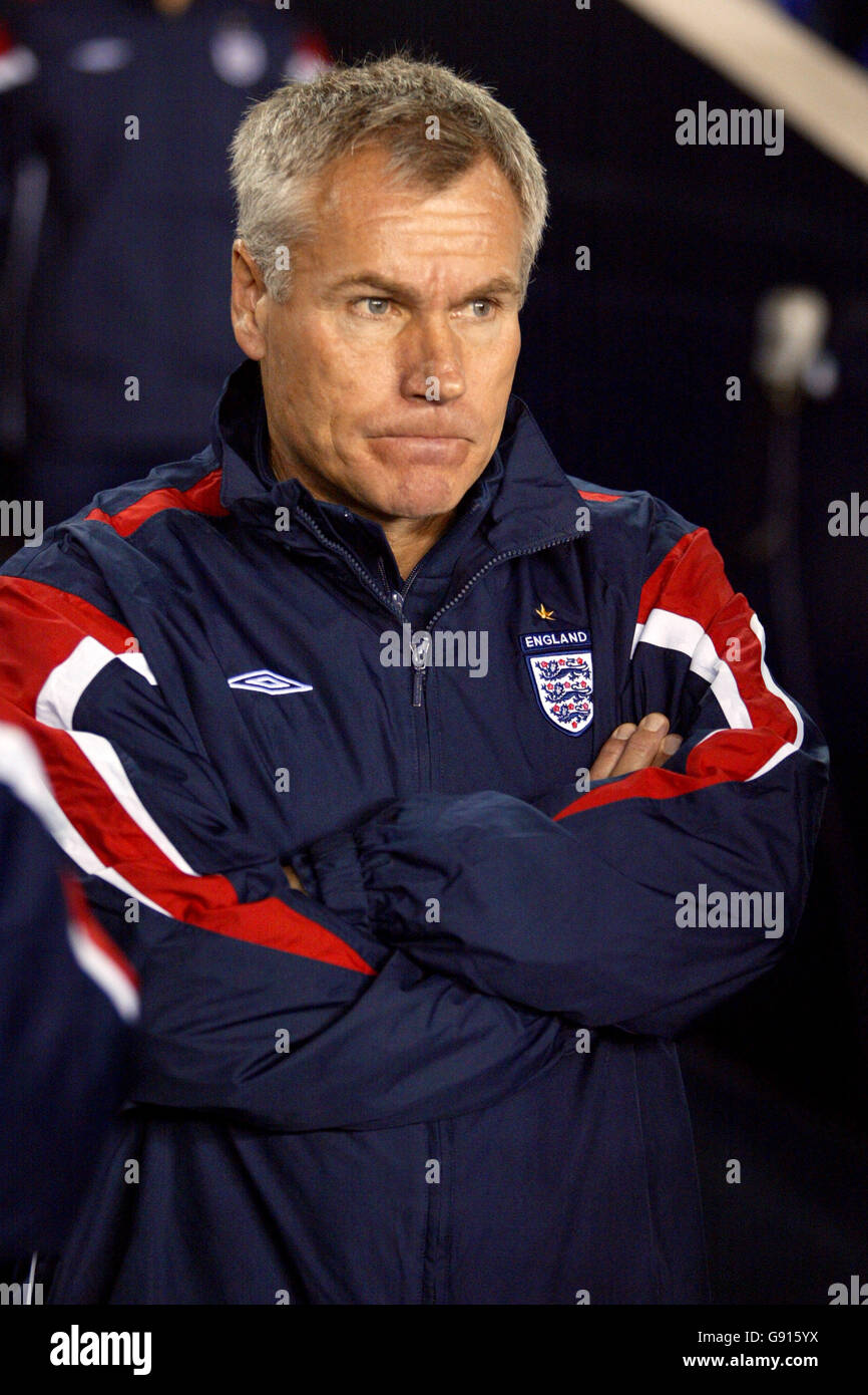 England manager peter taylor hi-res stock photography and images - Alamy