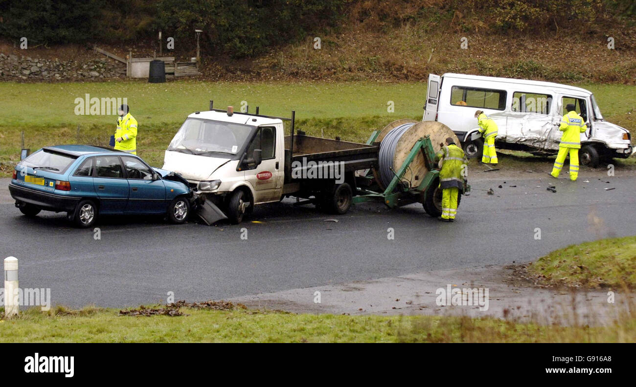 Accident school ambulance hi-res stock photography and images - Alamy