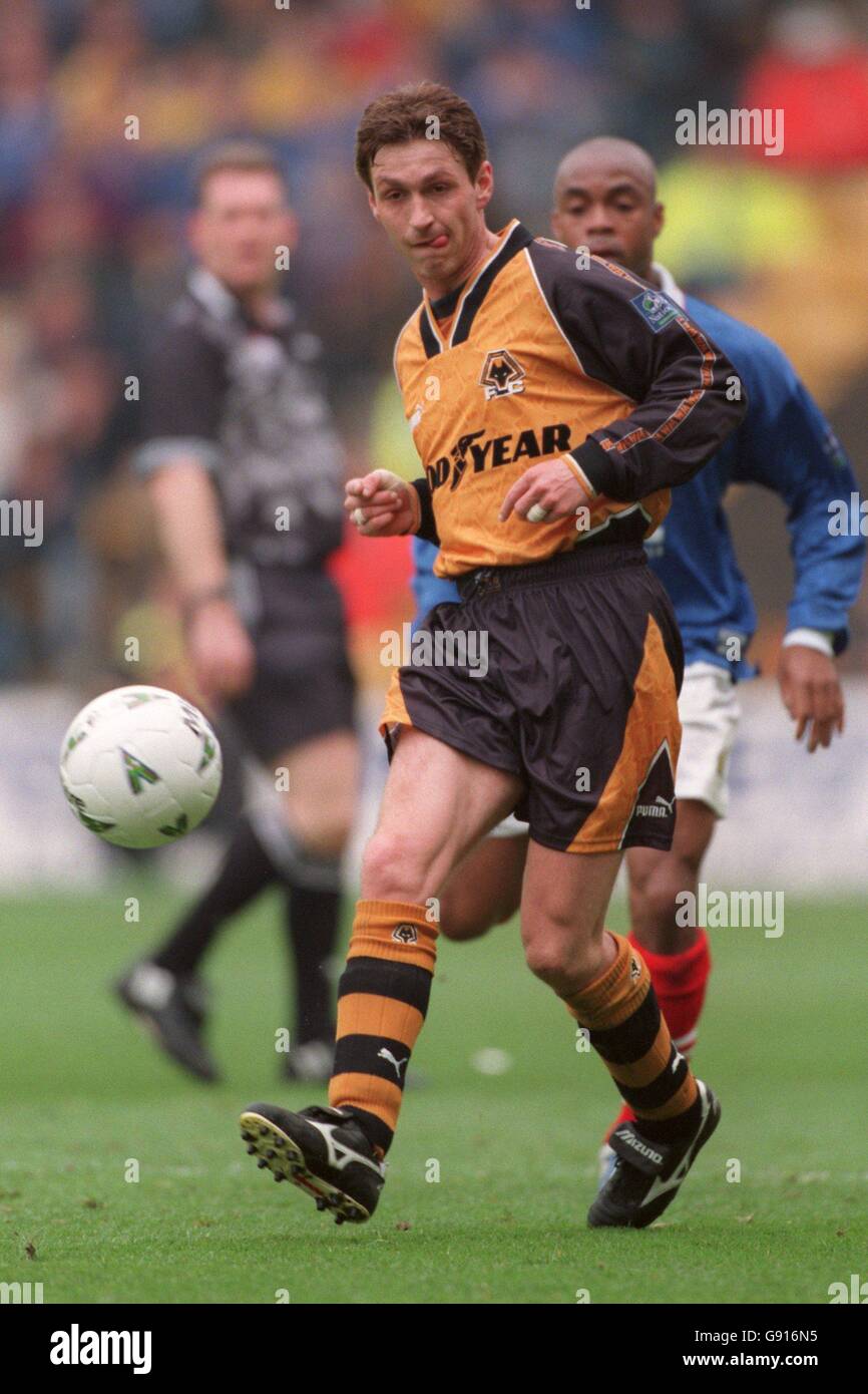 Simon osborn hi-res stock photography and images - Alamy