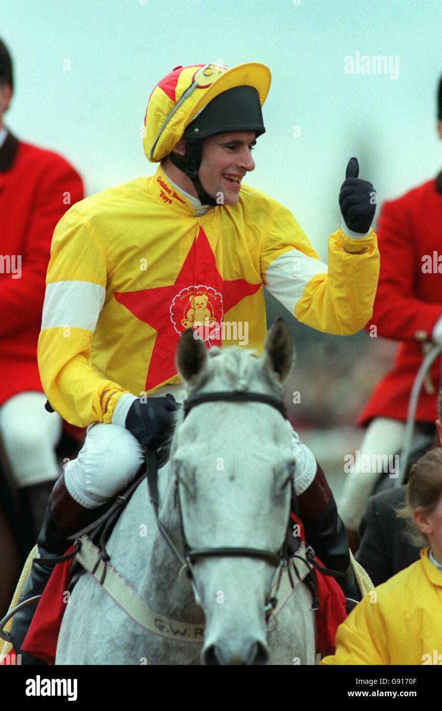 Horse Racing - Cheltenham National Hunt Festival Stock Photo - Alamy