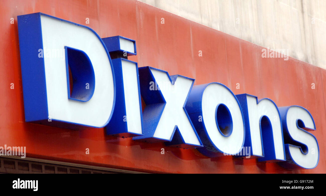 Dixons on oxford street hi-res stock photography and images - Alamy