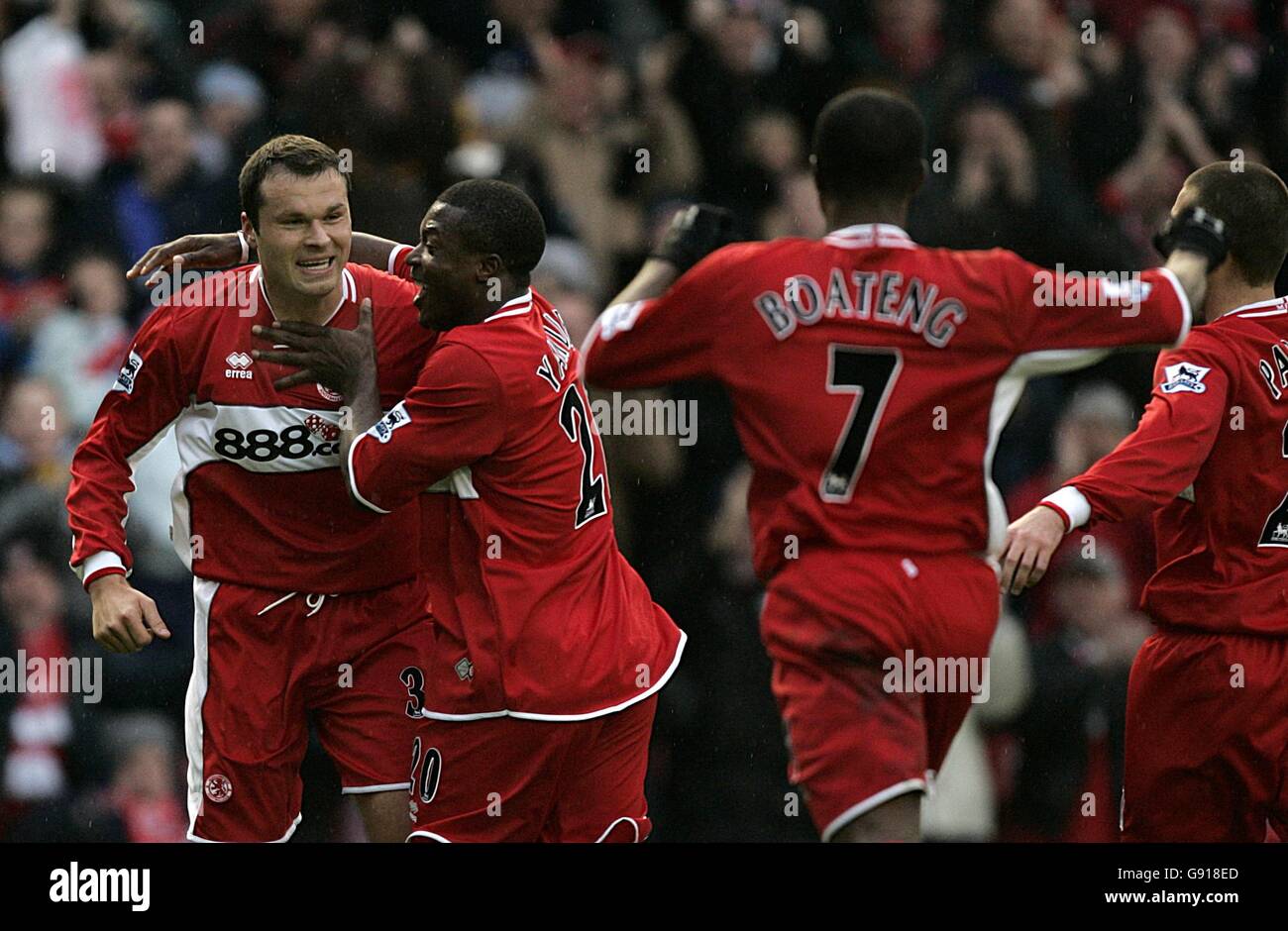Mark viduka l celebrates after scoring for middlesbrough hi-res stock ...