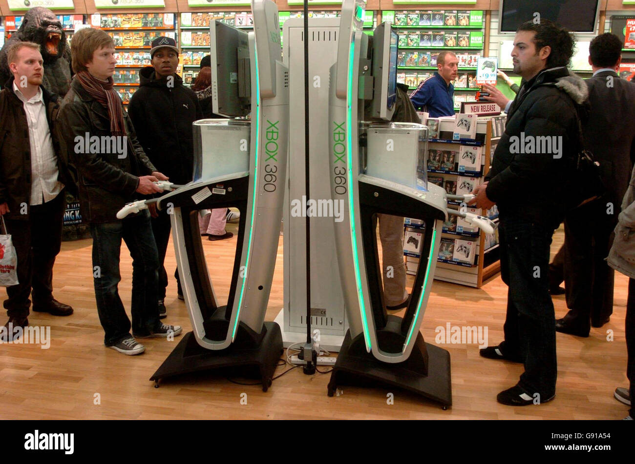 Xbox on sale hi-res stock photography and images - Alamy