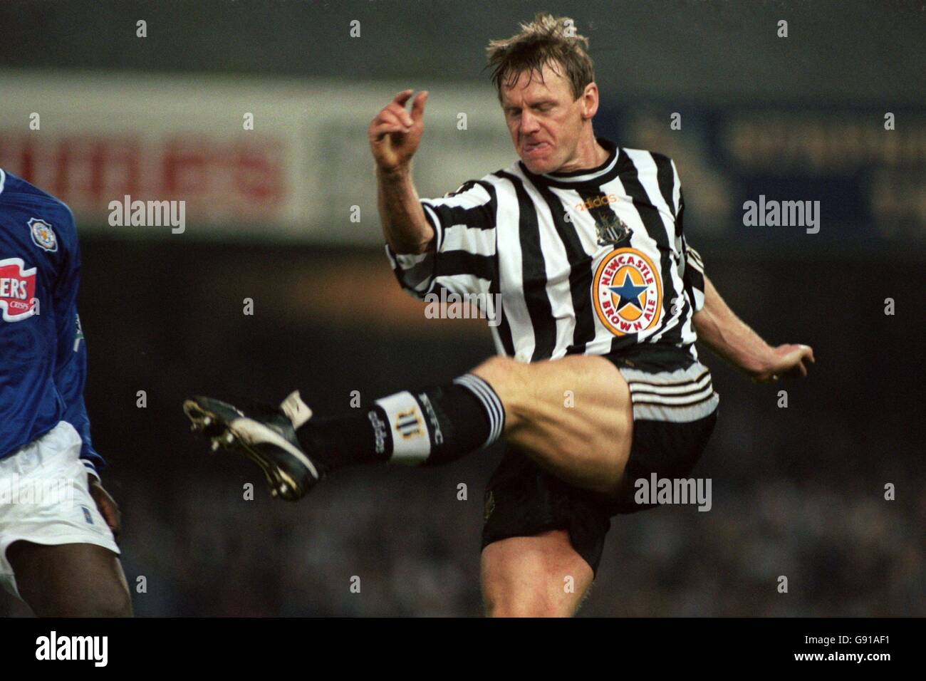 Newcastle uniteds stuart pearce match hi-res stock photography and ...
