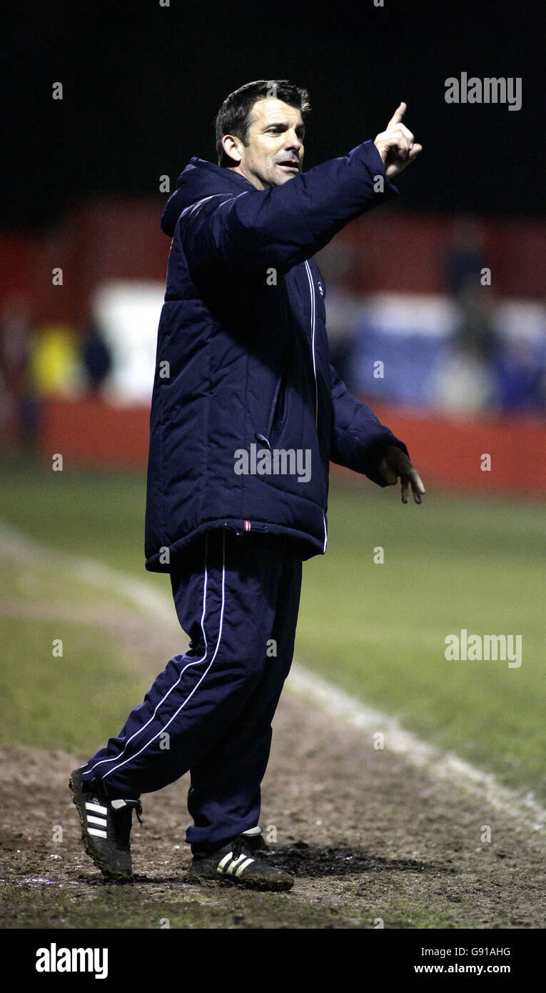 See pa story soccer gascoigne hi-res stock photography and images - Alamy