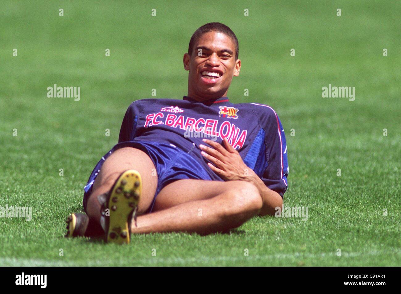 Spanish Soccer - Barcelona Training. Barcelona's Michael Reiziger ...