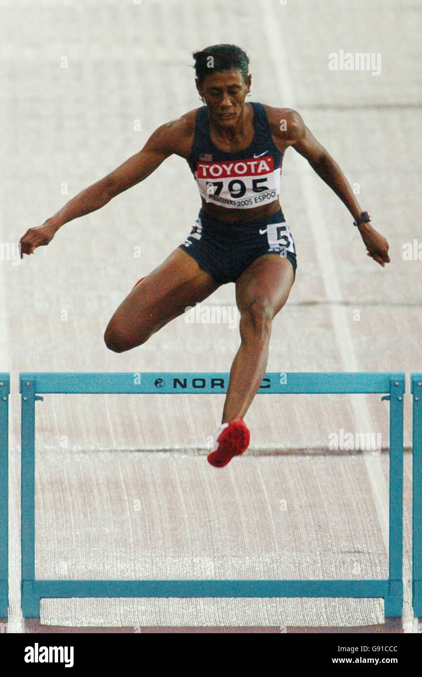 Sandra Glover of the USA during the second heat of the Womens 400m ...