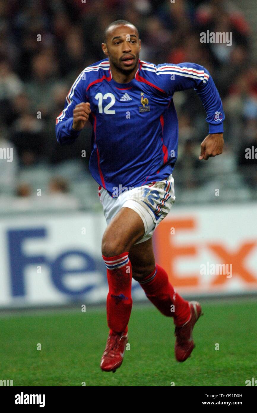 Stade de france thierry henry hi-res stock photography and images - Alamy