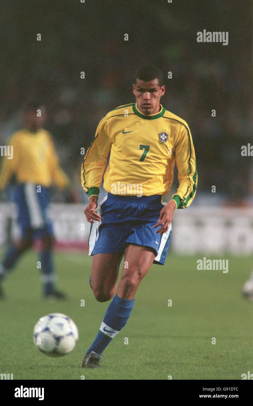 Rivaldo High Resolution Stock Photography and Images - Alamy