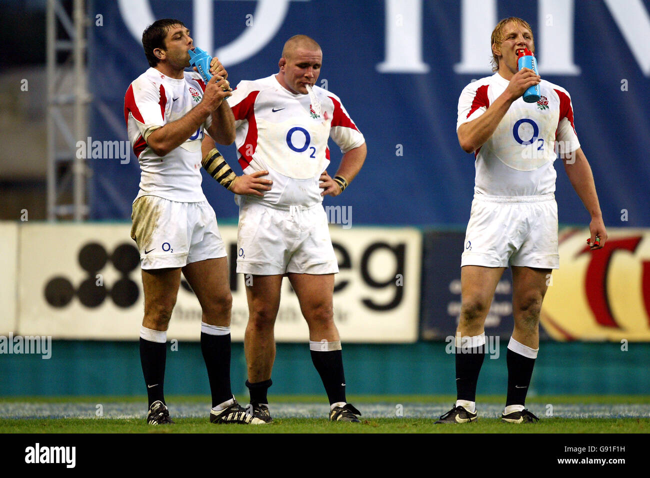 (l-r) England's Pat Sanderson, Phil Vickery and Lewis Moody take on ...