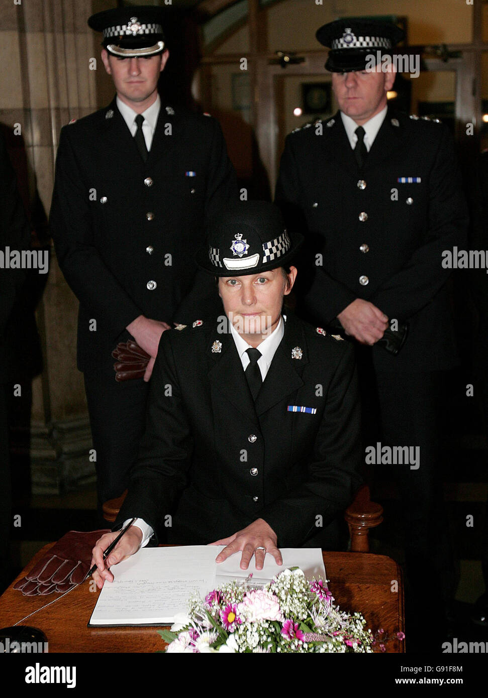 Chief Supt Sarah Brown signs the Book of Condolence at Bradford Town ...