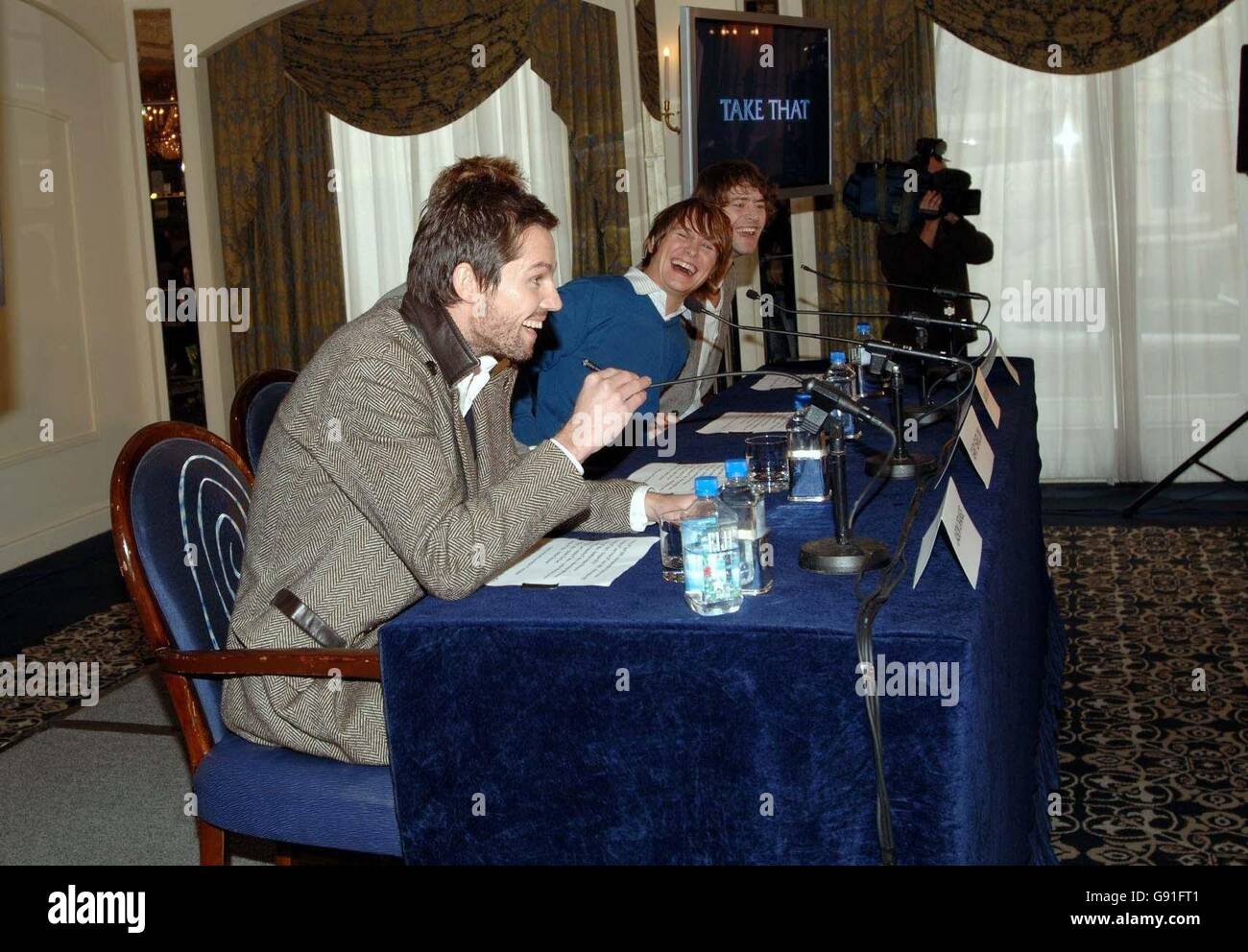 SHOWBIZ Take That Stock Photo - Alamy