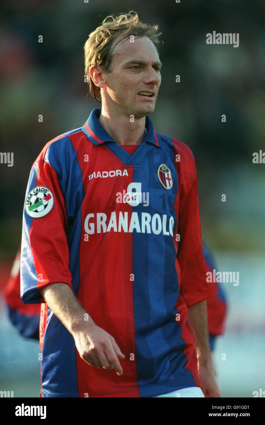 Italian Soccer - Serie A - Bologna v Parma. Bologna's Davide Fontolan ...