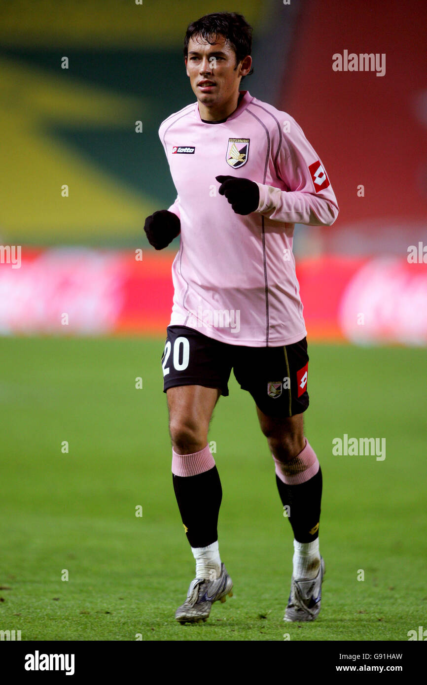 Soccer - UEFA Cup - Group B - Espanyol v Palermo - Olimpico de Montjuic ...