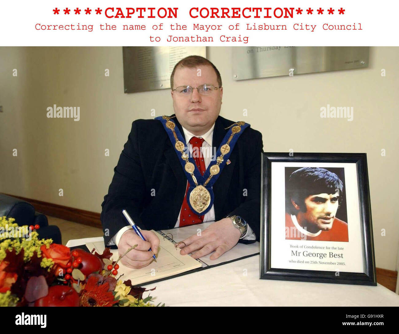 CAPTION CORRECTION**************** Correcting the name of the Mayor of ...