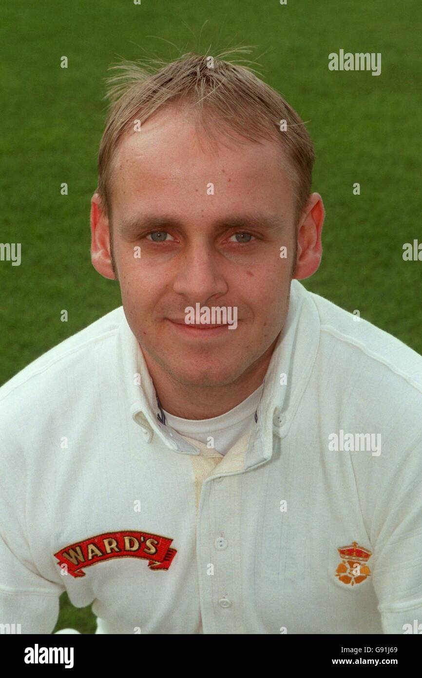 Simon lacey hi-res stock photography and images - Alamy