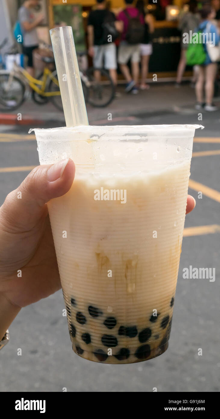 The tasty Taiwanese bubble tea drink (pearl milk tea) at food street ...