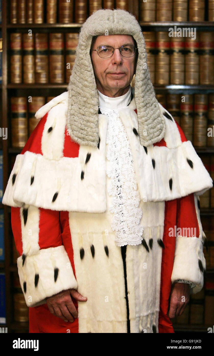 2005 queen approved appointment lord hamilton replace lord cullen hi ...