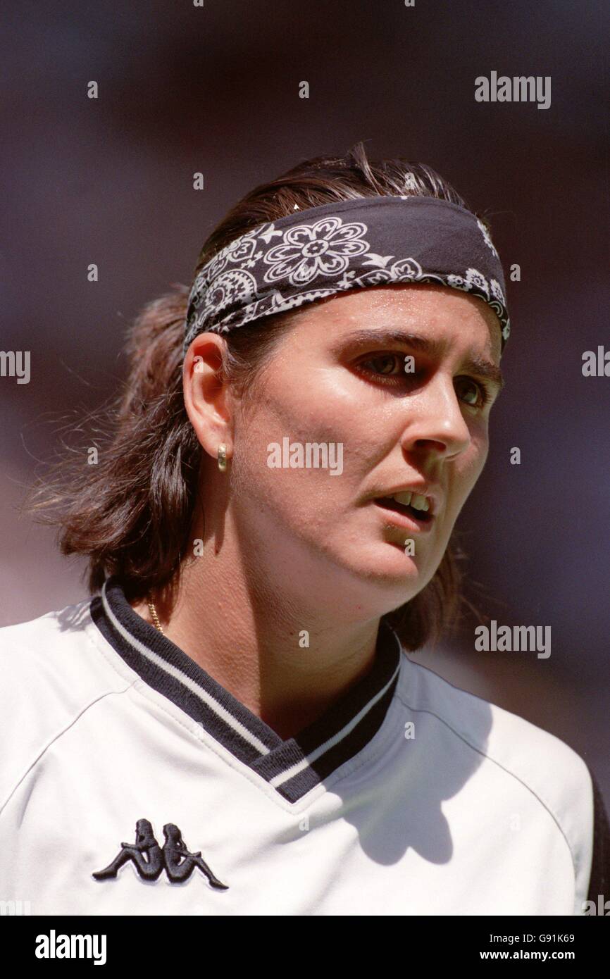 Tennis - Ford Australian Open - Melbourne. Conchita Martinez, Spain ...