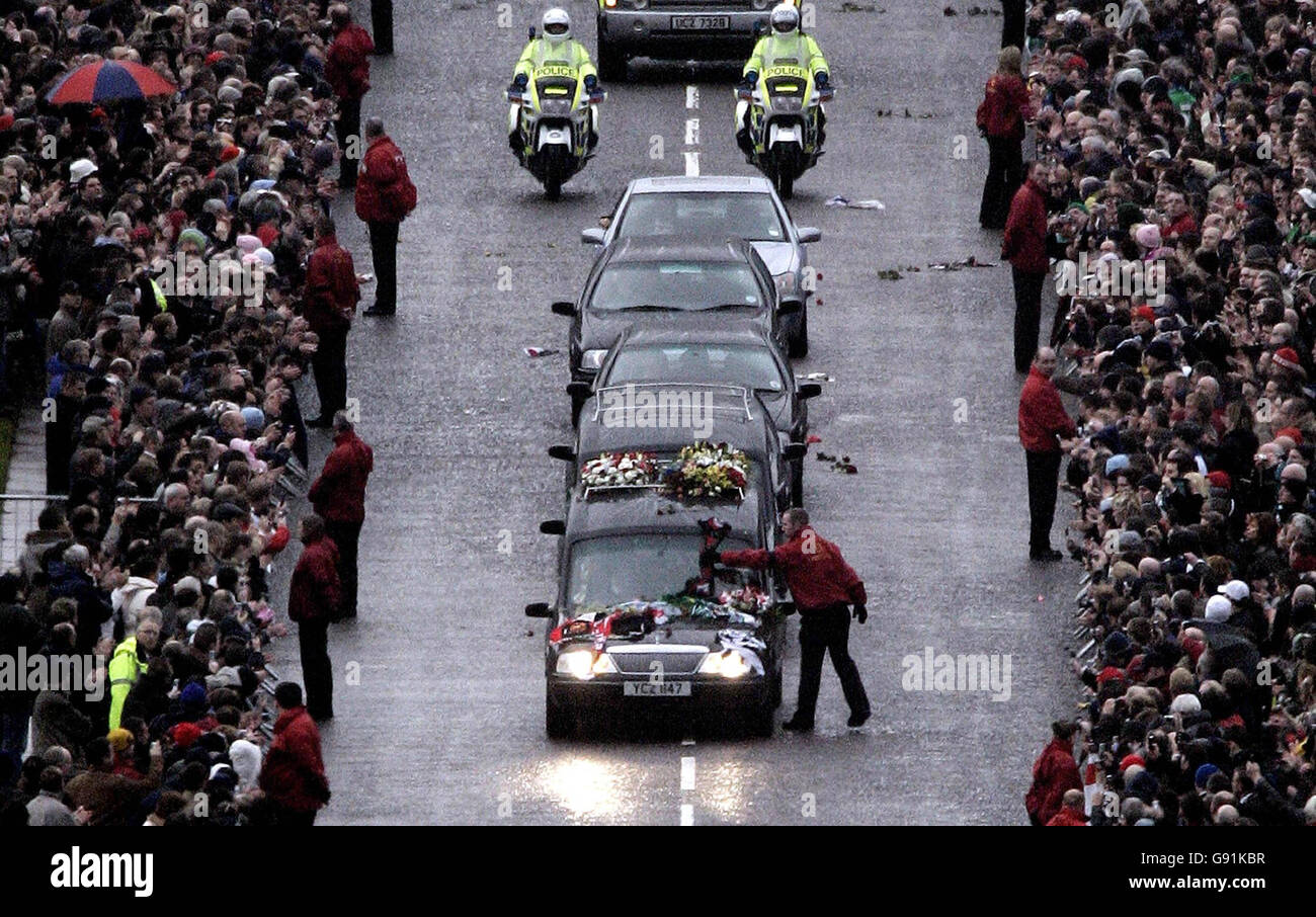 The George Best funeral procession leaves the Parliament Buildings in ...