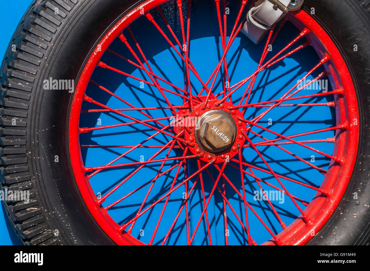 Car wheel spokes hi-res stock photography and images - Alamy