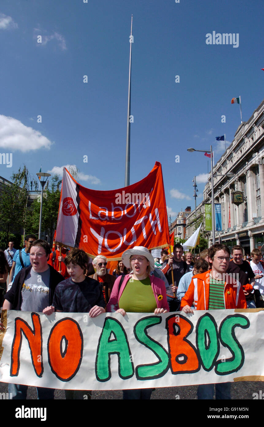 Students protest in trinity hi-res stock photography and images - Alamy