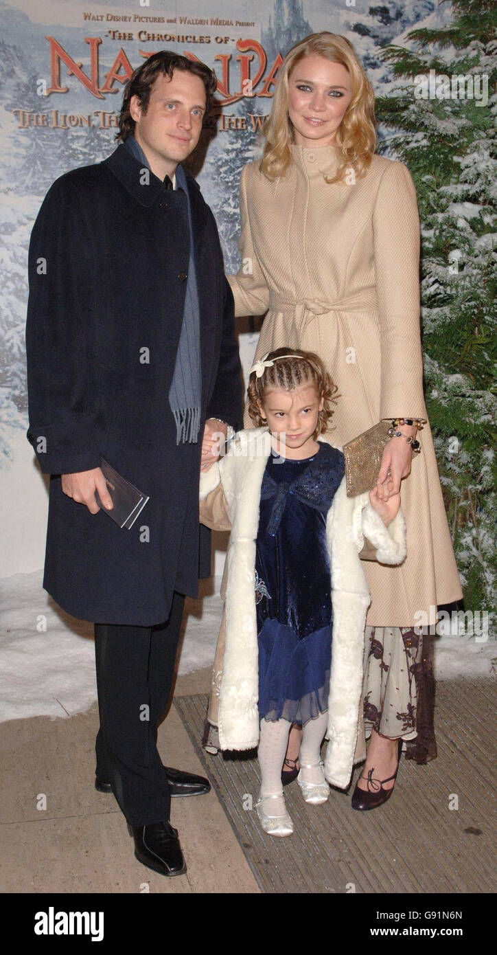 Model Jodie Kidd with husband Aidan Butler and her niece (name not ...