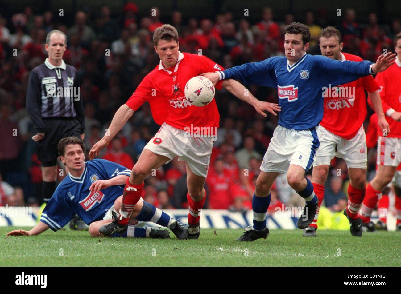 Mustafa izzet leicester city hi-res stock photography and images - Alamy