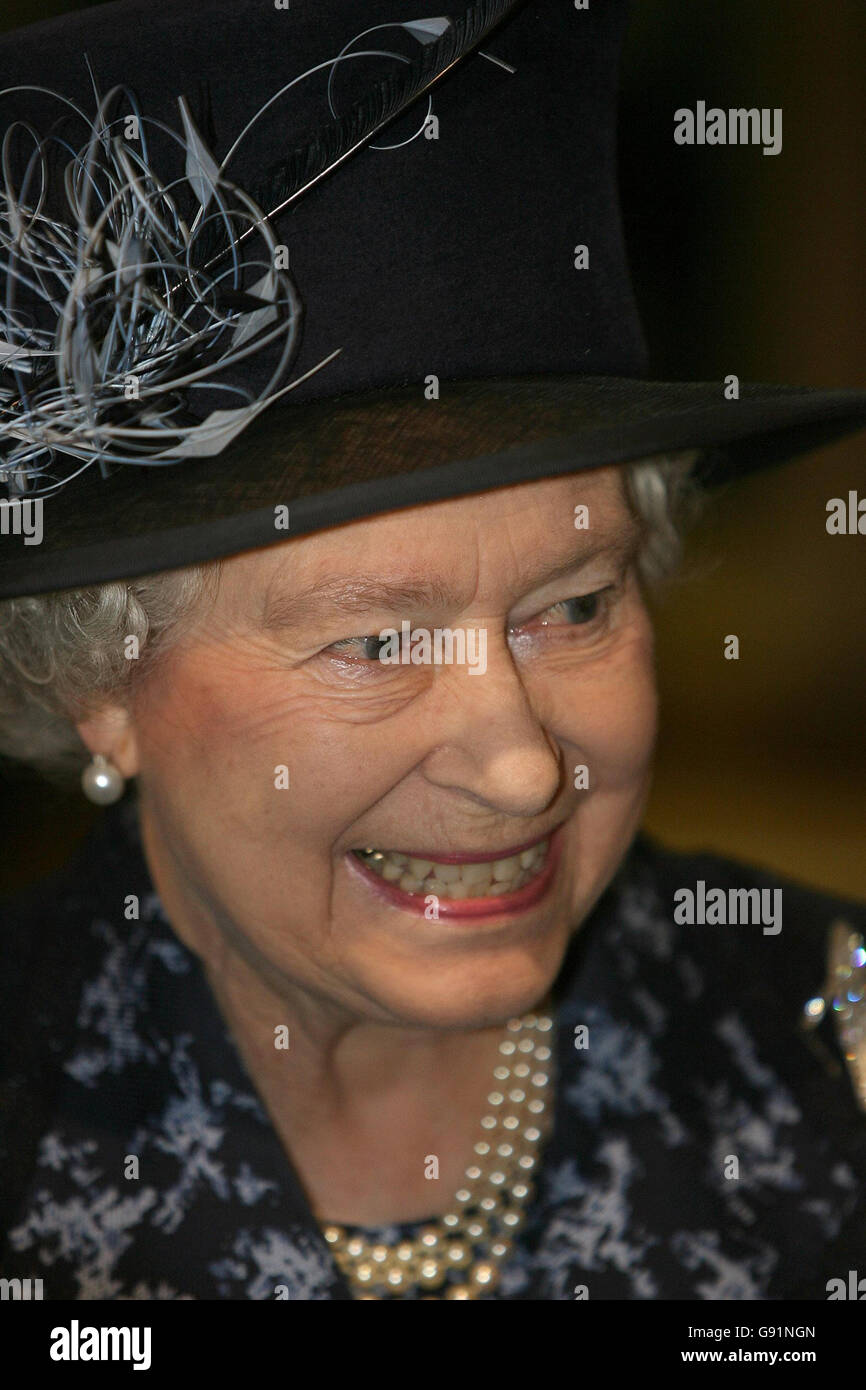 2005 during her one day visit to the province hi-res stock photography ...