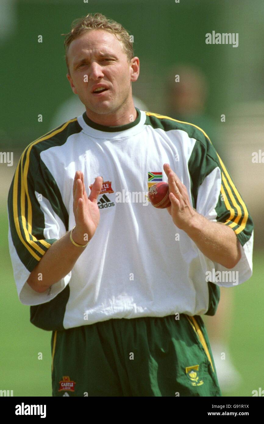 International Cricket - South Africa Cricket Team - Training and Photo ...