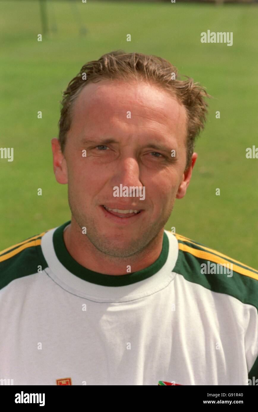 Allan donald cricket hi-res stock photography and images - Alamy