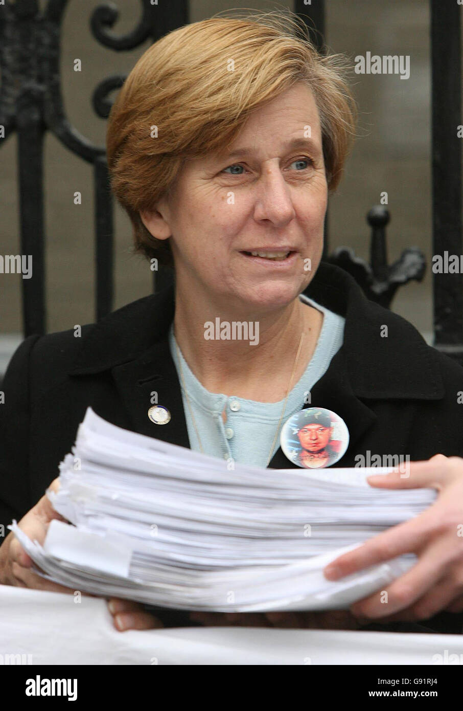 Casey sheehan hi-res stock photography and images - Alamy