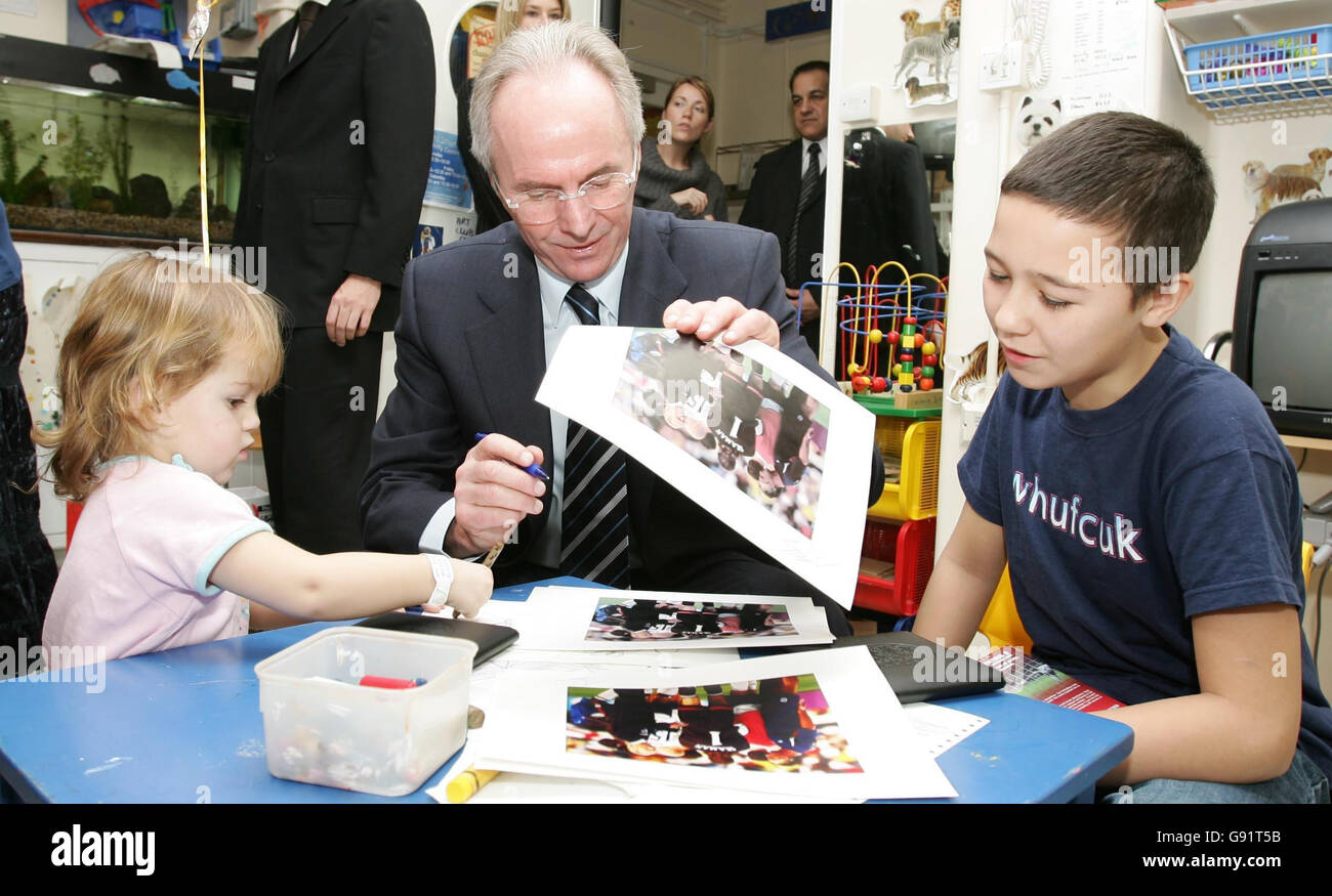 England football coach Sven-Goran Eriksson signs an autograph for 10 ...