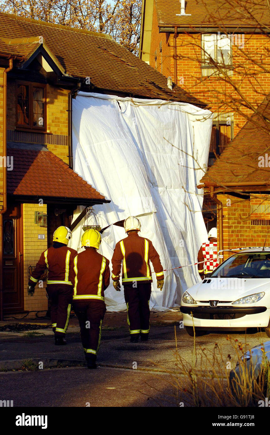 Firefighters at the scene in hayes hi-res stock photography and images ...