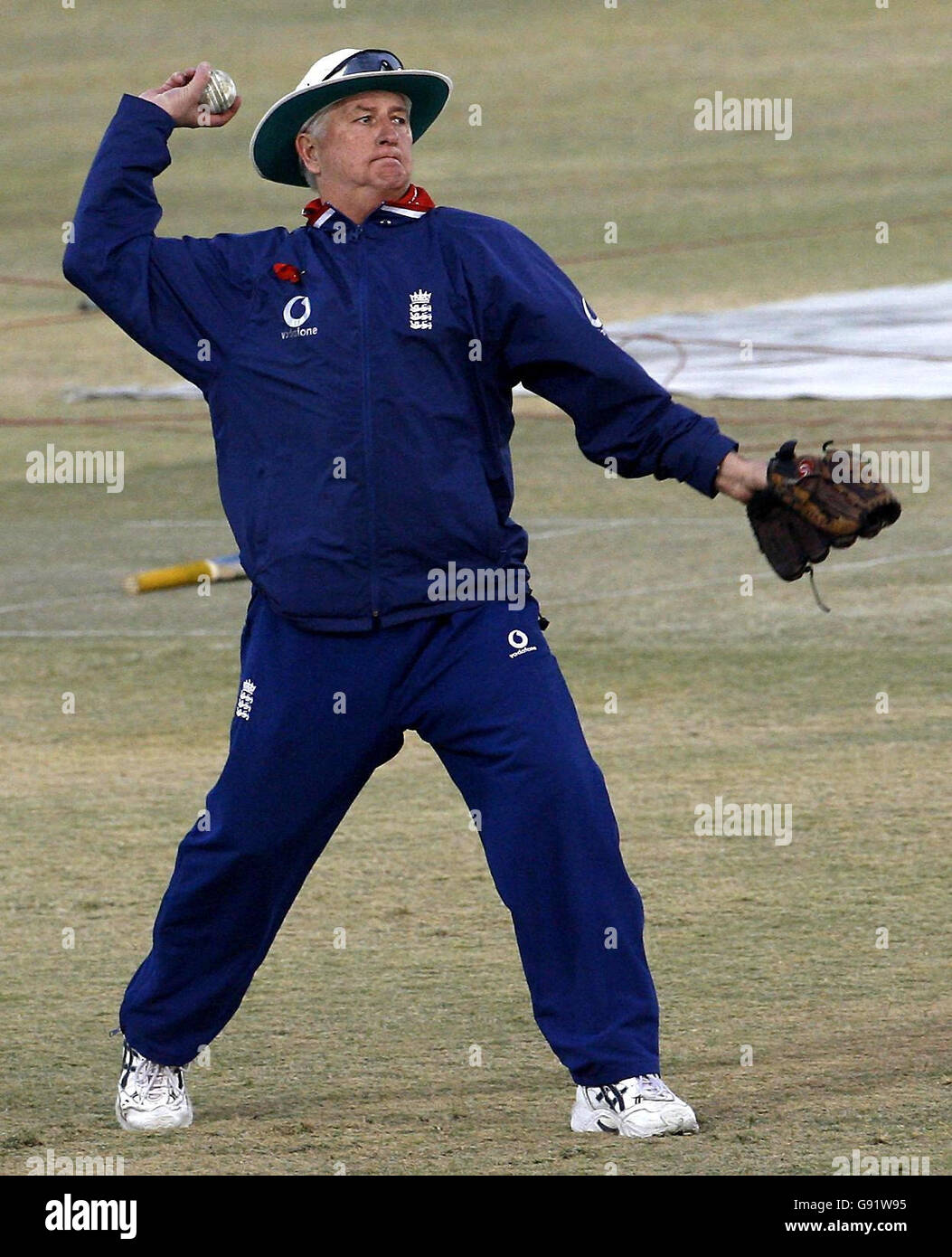 Nets session rawalpindi stadium hi-res stock photography and images - Alamy